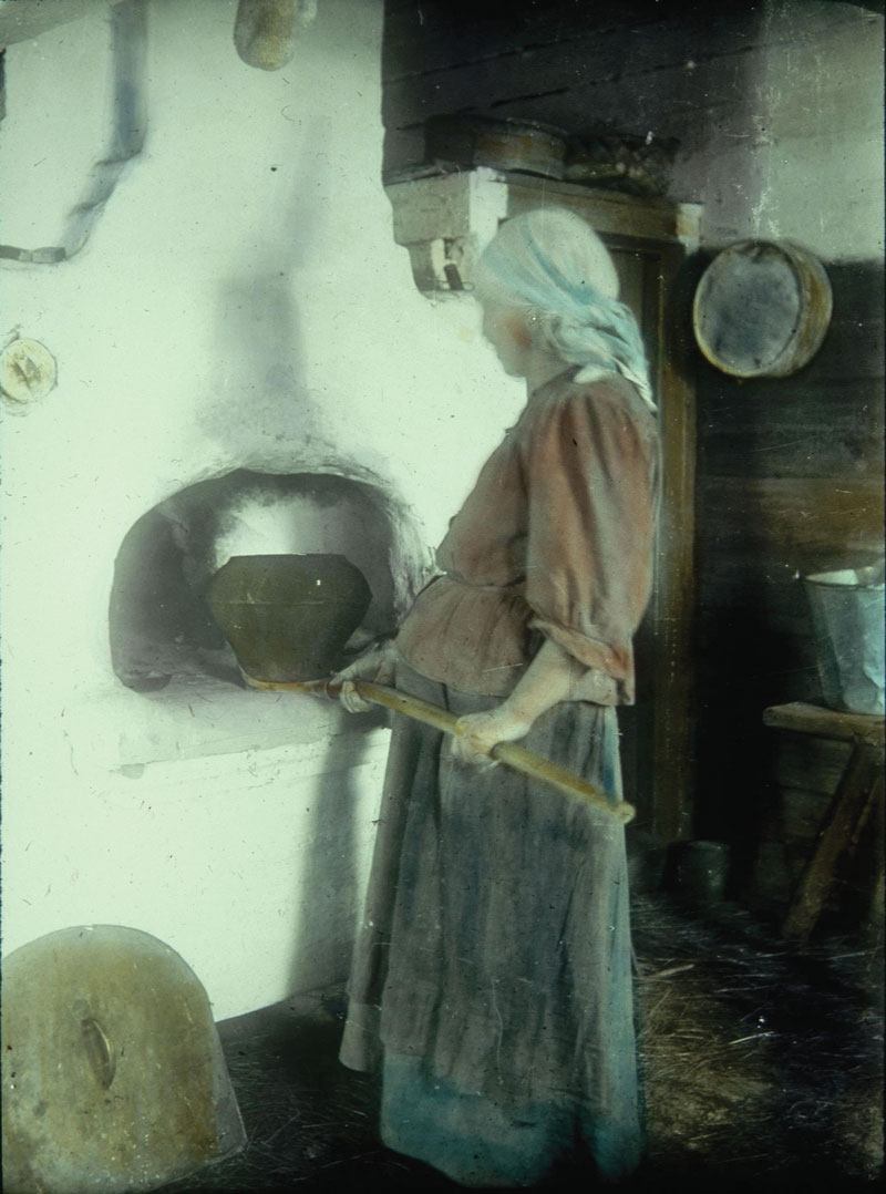 Russian Stove - Russian Life