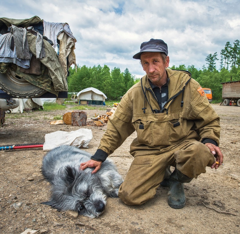 Uncle Vitya - Russian Life